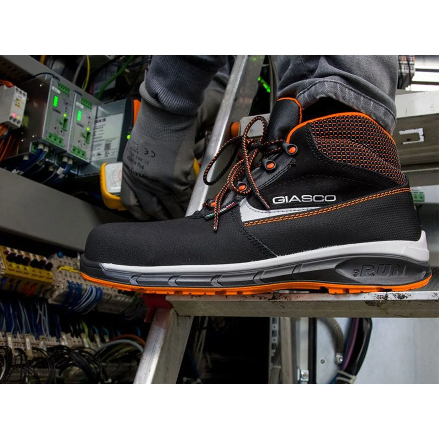 Pantofi de protecție LIGHT SB FO E P CI WRU SRC - Giasco